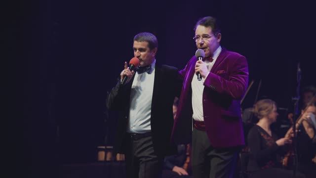 Балет "Кострома". "Вдоль по Питерской", дирижирует Ю.В. Царенко, в роли Шаляпина - Павел Герштейн.