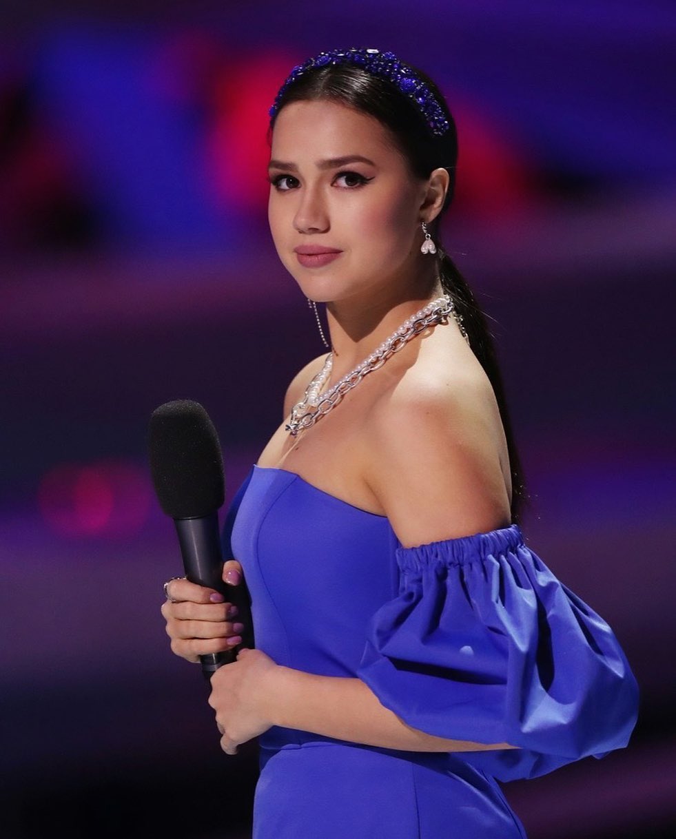 Загитова на Ледниковом периоде. Все образы! Как менялась Алина