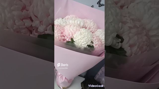 Букетов много не бывает