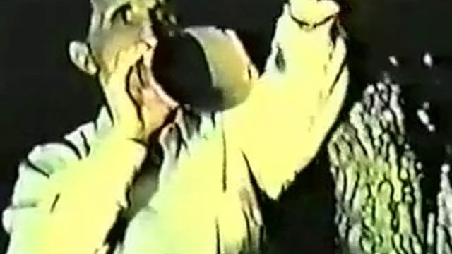 She`s got it.

Copyright © ® 2011