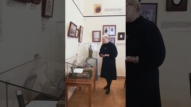 Мини-экскурсия куратора выставки «Они разрывают меня на части»