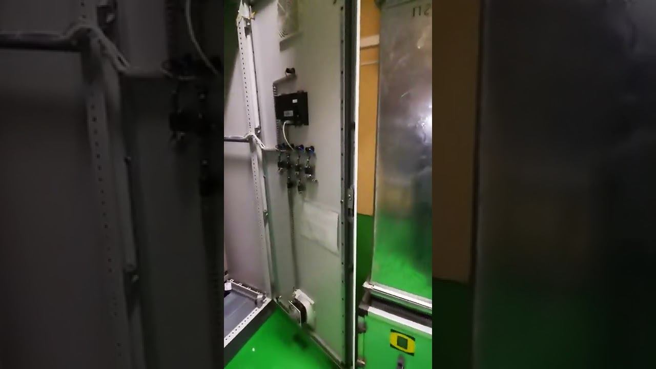 Приточная установка со щитом автоматики.