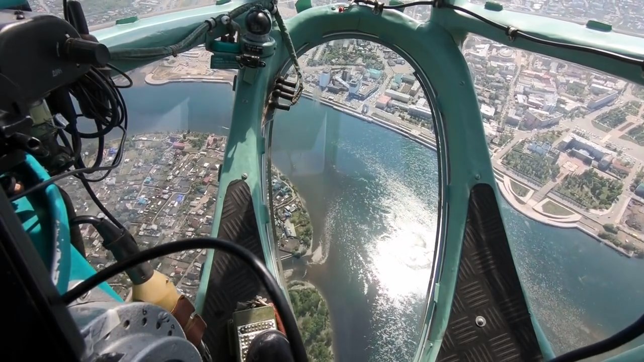 Иркутск. Посадка из штурманской кабины Ту-134