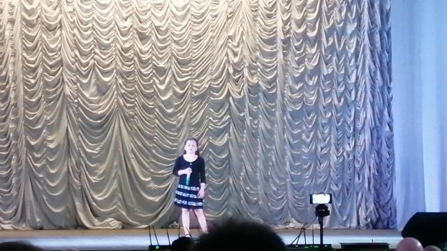 песня "Прекрасное далеко" от Майоровой Елены