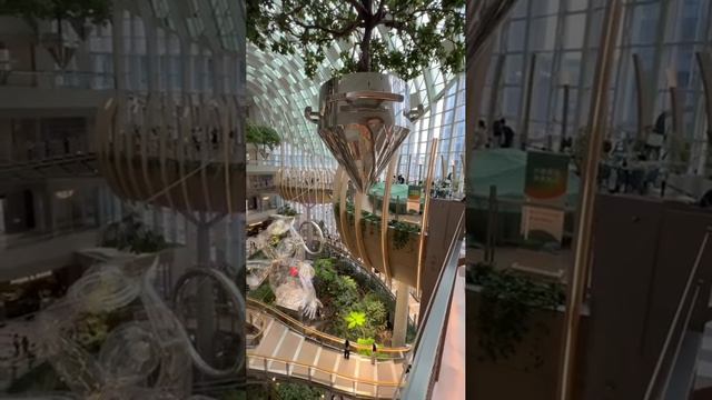 Китай 🇨🇳
Торговый центр Guanghuan Shopping Park в городе Чунцин 🤩