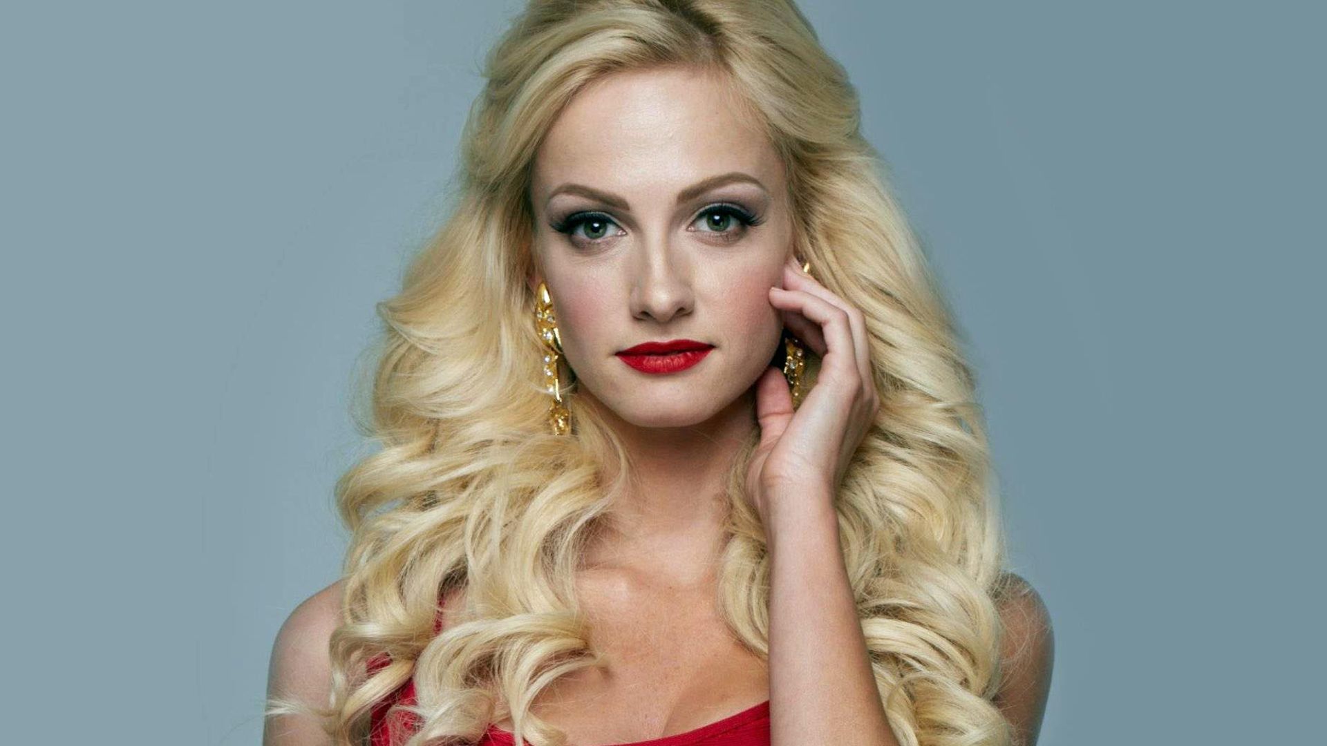 Сьемки фильма с участием актрисы Полины Максимовой в Москве