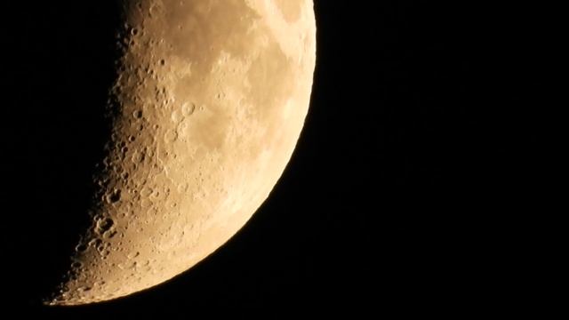 Просто Луна над Морем