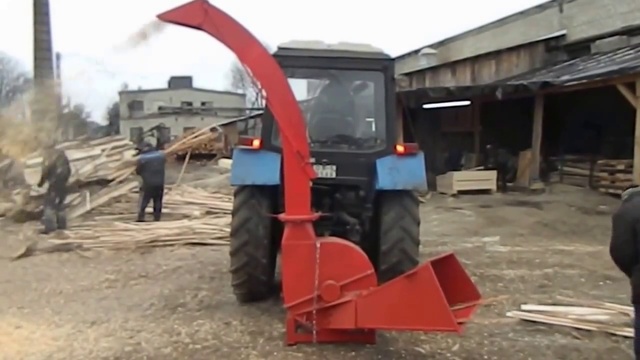 Рубительная машина от вала отбора мощности трактора мод. М600 (ВОМ) 