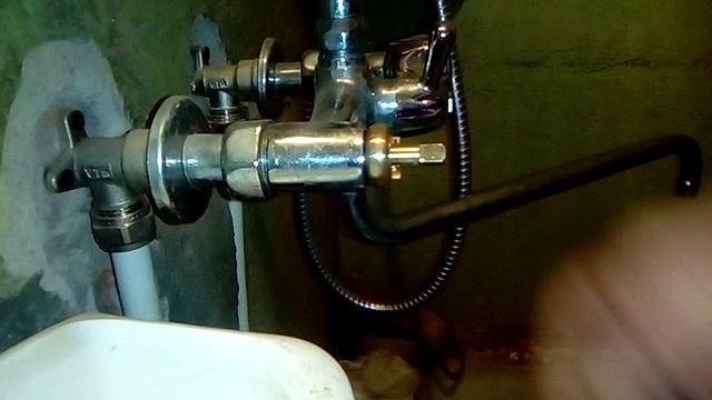 Замена кран-буксы на российском смесителе для ванны!