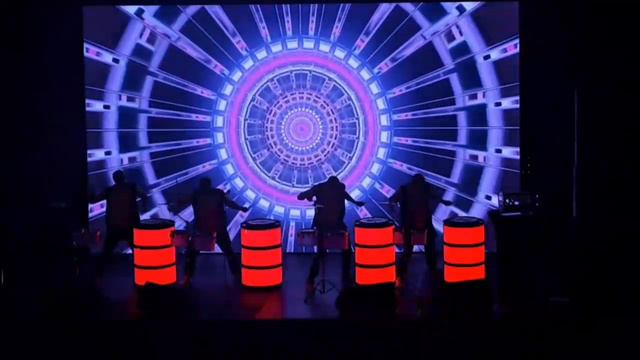 Safri Duo со световыми бочками