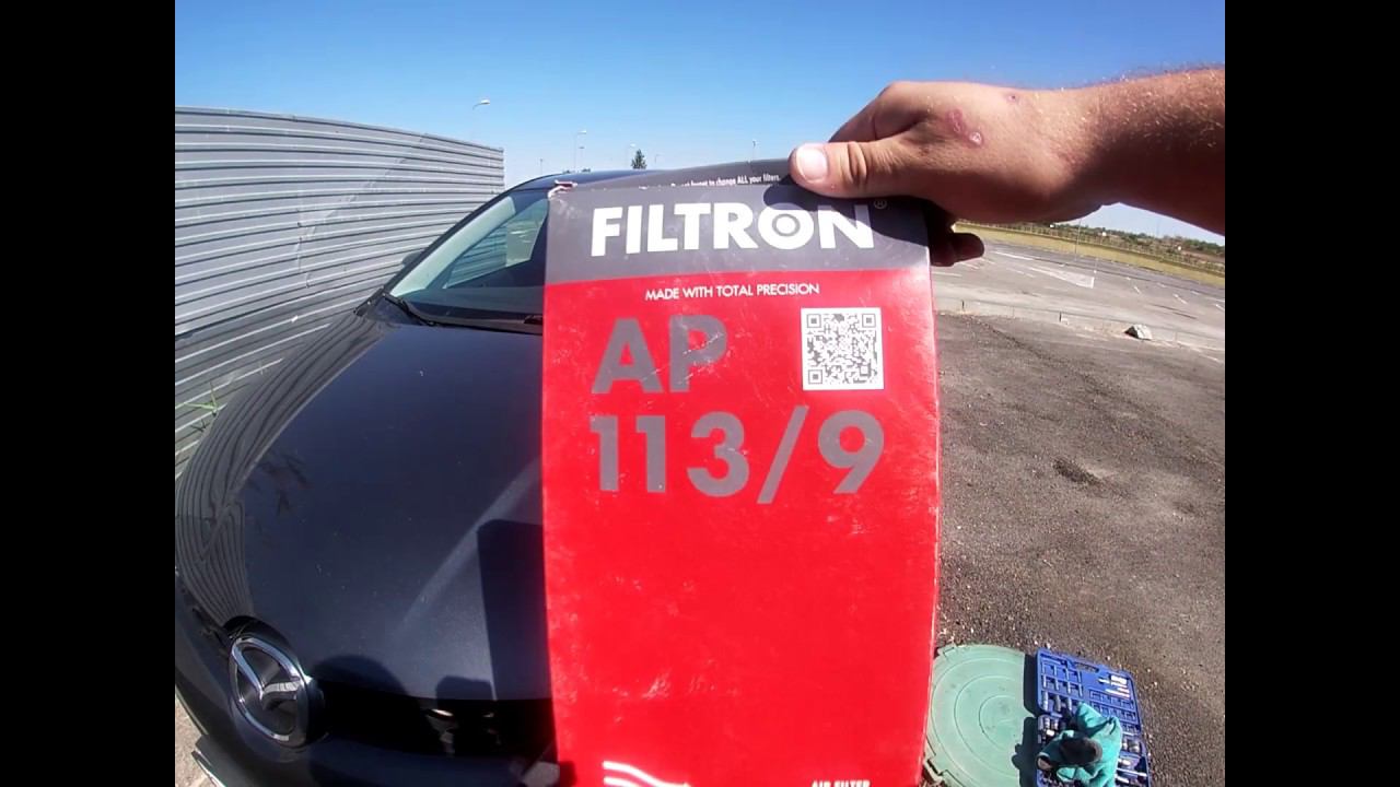 Замена воздушного фильтра Мазда СХ 7