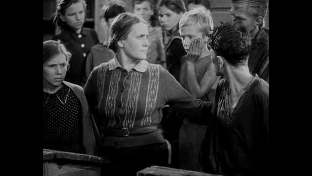 Буктрейлер У классной доски Л. Кассиль