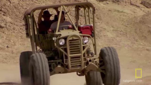 A2-07 Mechanical Lizard Car