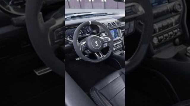 Форд Мустанг Шелби ДжиТи.