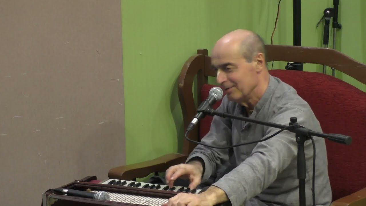 2023.01.28   ЕМ Адираса прабху.   Киртан 1.