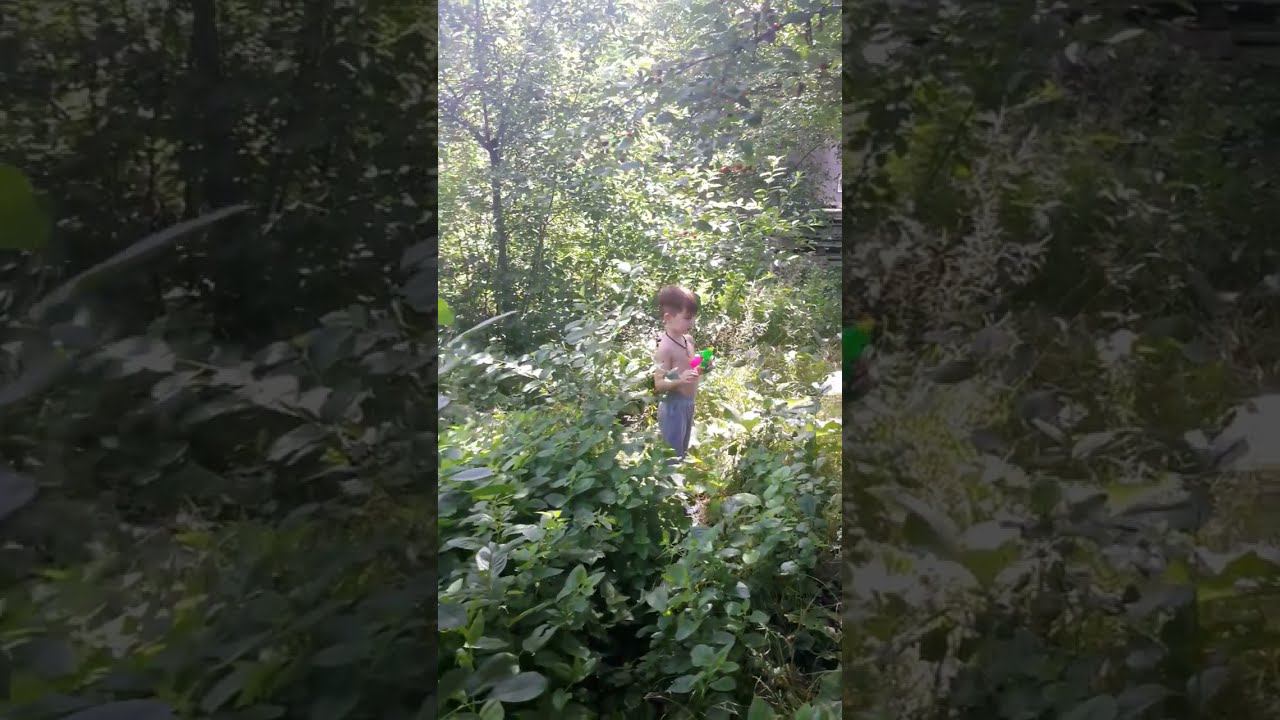 Денис на даче в мае 2020г