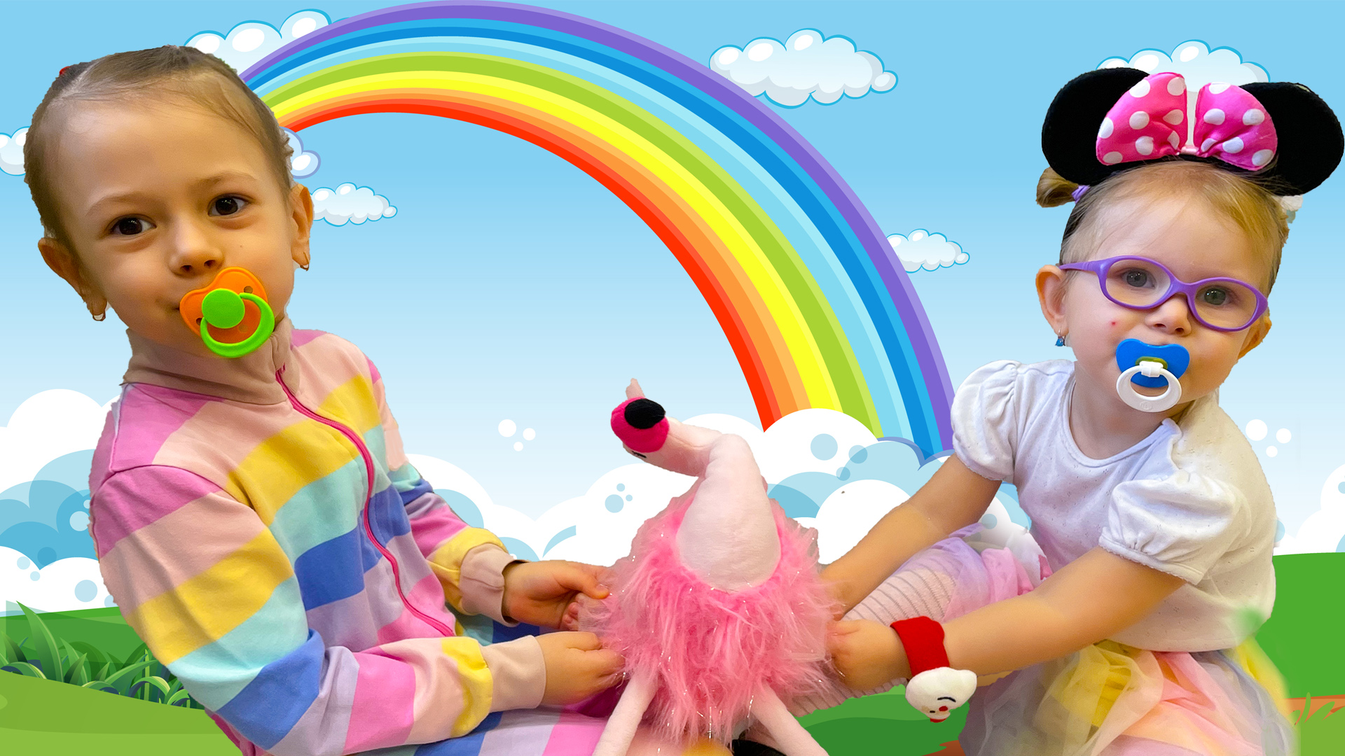 Ника с малышкой Кирой устроила забавные соревнования дома с играми.