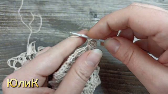 Очень простой, круглый мотив крючком, можно использовать в качестве подставки под кружку