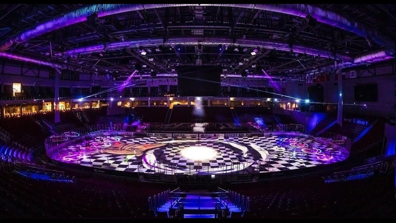 3D mapping "Алиса в стране чудес". Предматчевое ледовое шоу.