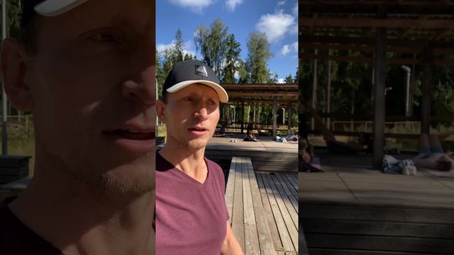 Йога в сквере