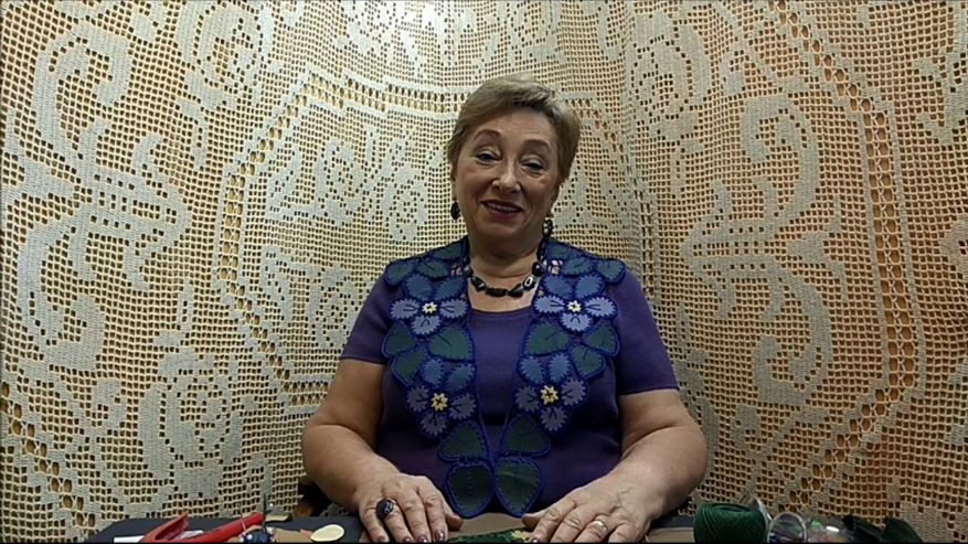 Горжетка "Анютины глазки". Мастер-класс по вязанию крючком от О. С. Литвиной.