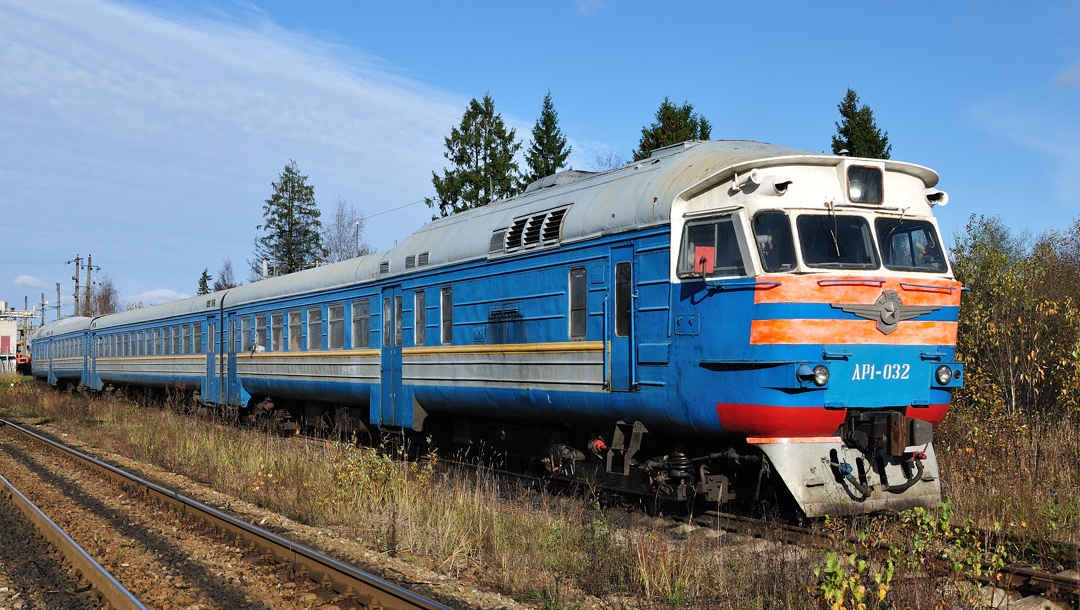 Дизель-поезд Минск-Пассажирский - Молодечно (Минск-Пасс. - Лебяжий)