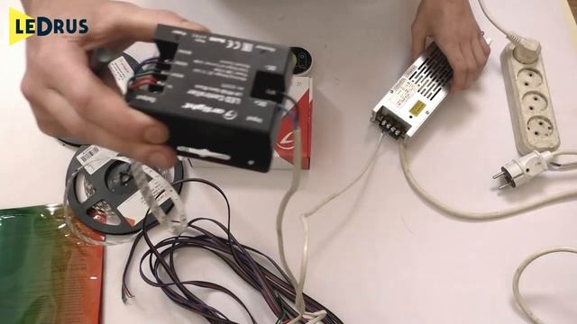 Простой способ подключить многоцветную RGB ленту