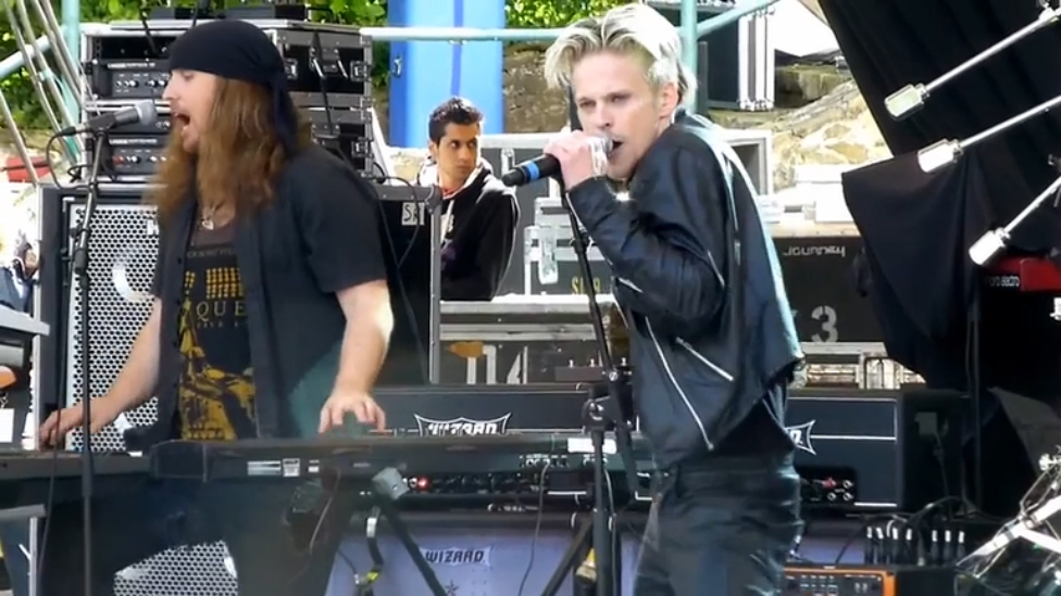 H.e.a.t. - 1000 Miles (live at HiRock Festival Loreley, 02.06.2013)