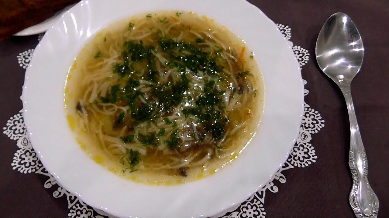 Грибной суп с домашней лапшой