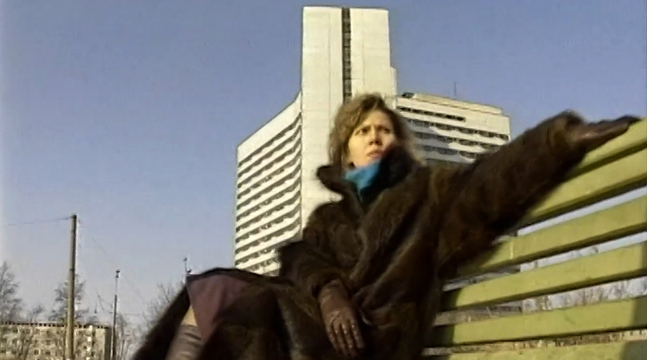 Настроение - стихи и музыка Елены Лемеховой, исполняет автор.