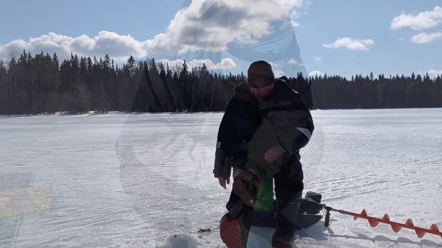 Озеро Смердье. Зимняя рыбалка. 16.04.2022. Закрываем сезон 2021-2022.