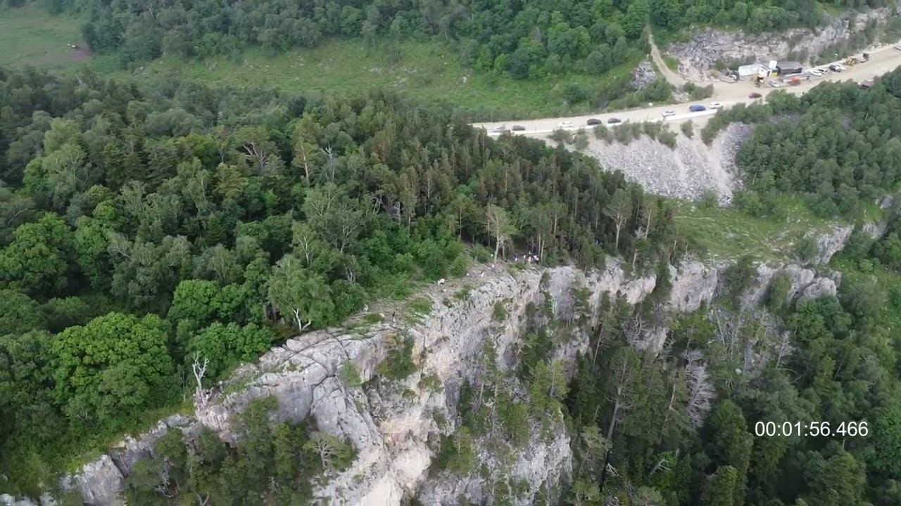 Пейзаж Лаго-Наки в Адыгее с квадрокоптера