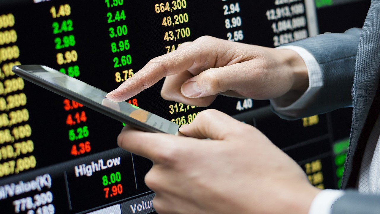 Простой способ заработать. Метод торговли на верхнем и нижнем спружинивании.