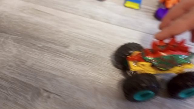 Моя коллекция машинок Hot Wheels (обзор)
