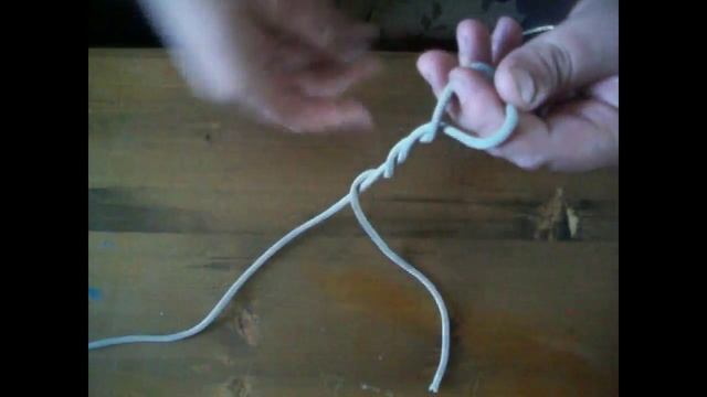 как привязать леску к карабину РЫБАХВОСТ.mp4