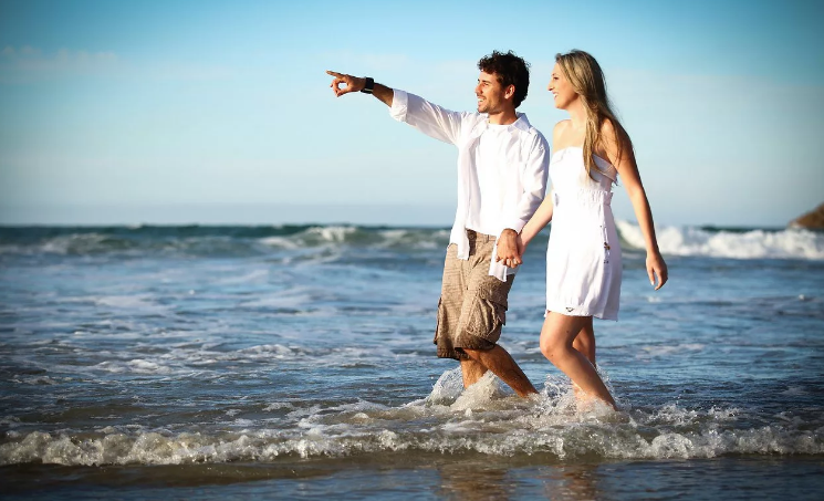 Глоток. До обидного жизнь коротка. Стихи. Автор текста Вадим Шефнер.