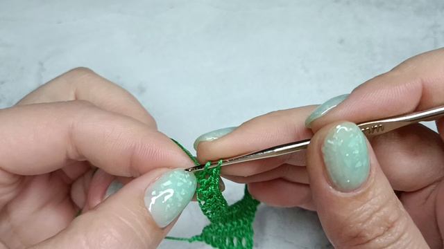 Вяжем новогоднюю ëлочку✨✨✨