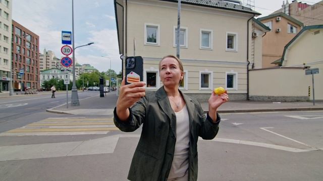 ДОМ АБРИКОСОВЫХ