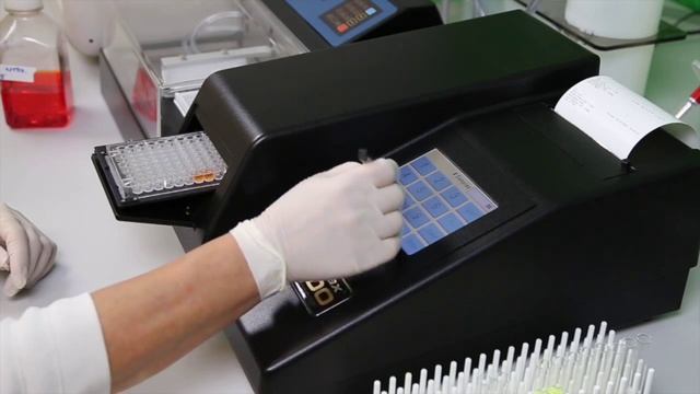 Работа с ИФА  анализатором Stat Fax 4200 | Awareness Technology