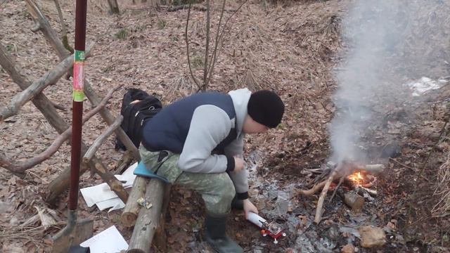 навестил ЗЕМЛЯНКУ | вновь ПОТОП | ЛЕСНАЯ ХИЖИНА ☀ 7.04.23