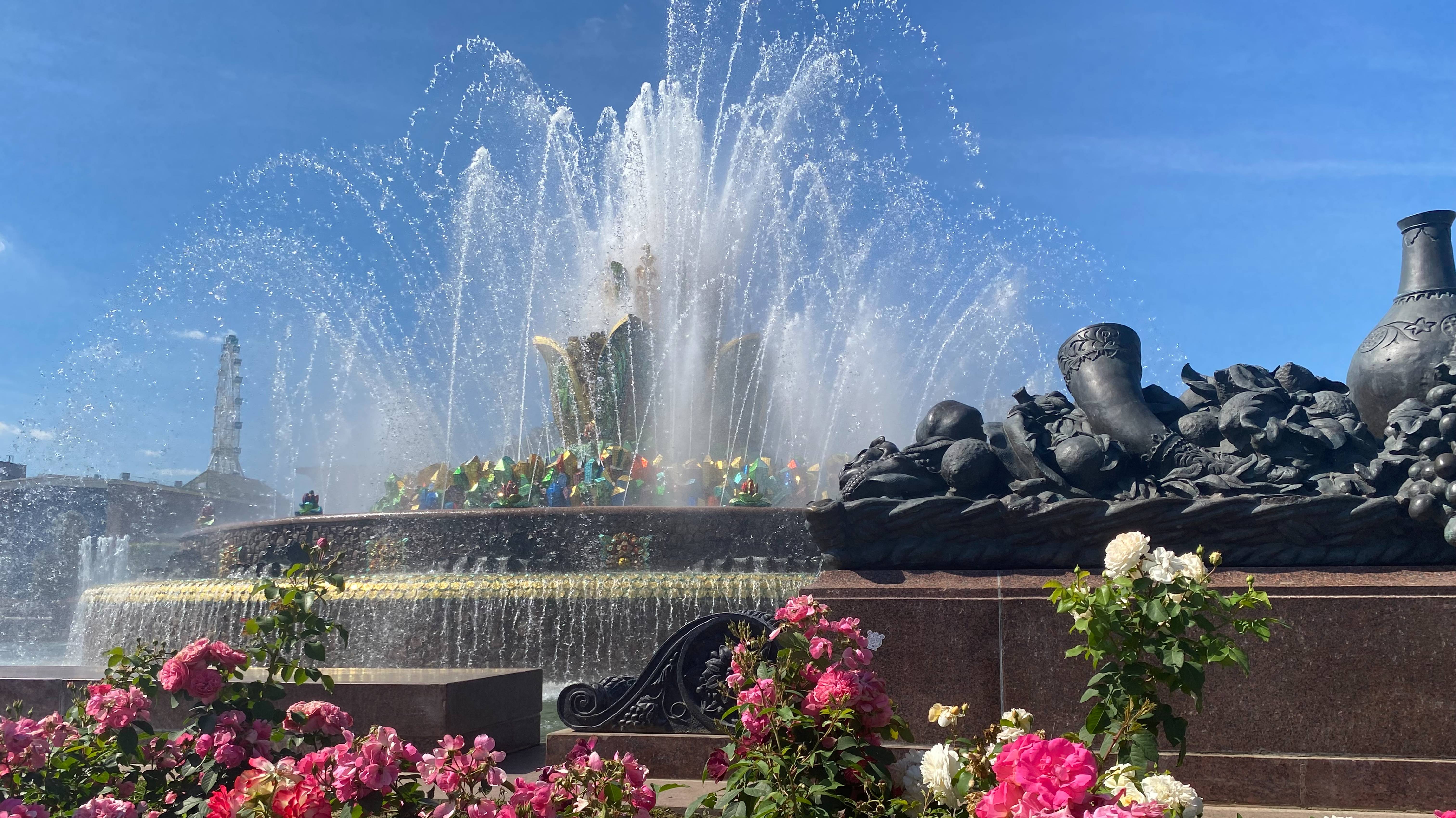 Гуляя неспешно по ВДНХ образца 2024 года - в год 85-летия выставки