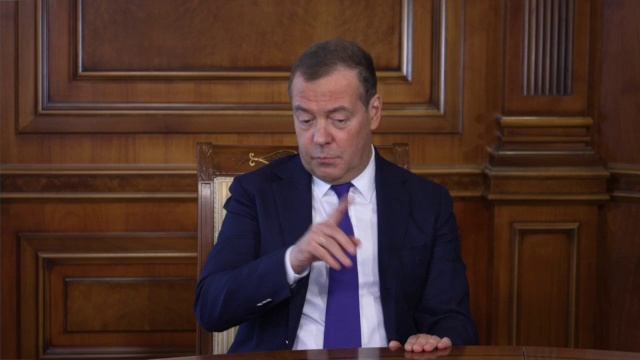 VID_20230325_154430_659.mp4.movДмитрий Медведев 

Ответил на вопросы российских журналистов ❗️??