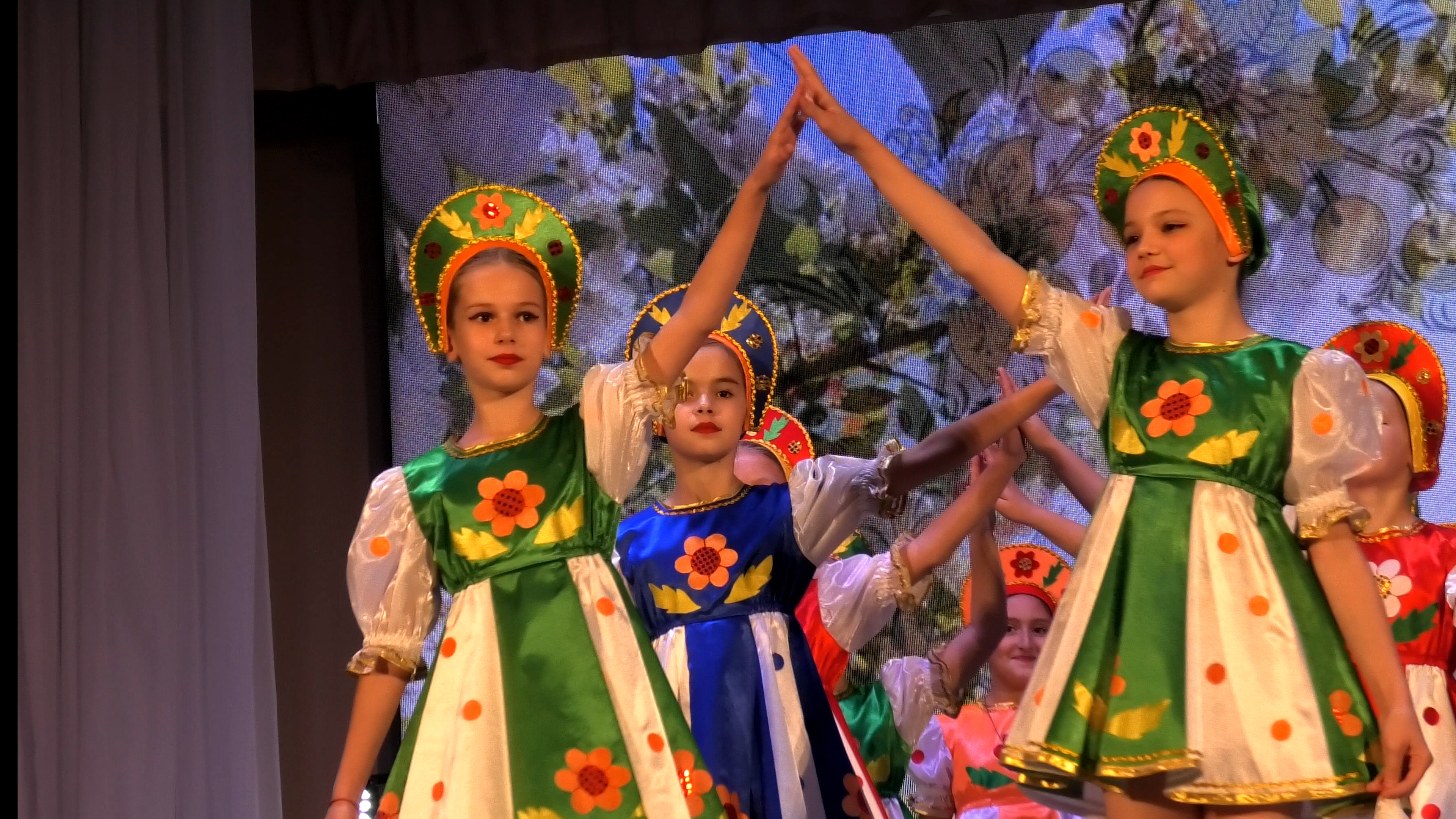 Танец Калинка