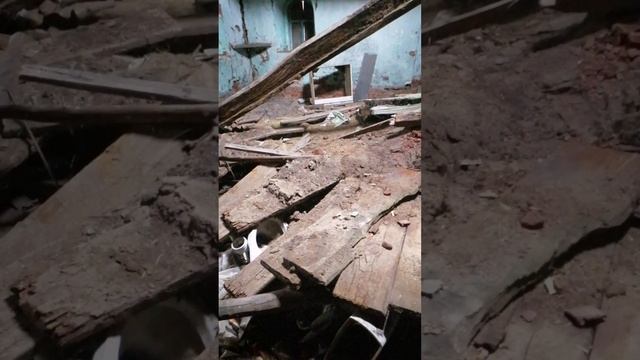 КОГДА-ТО ЗДЕСЬ ЖИЛИ.