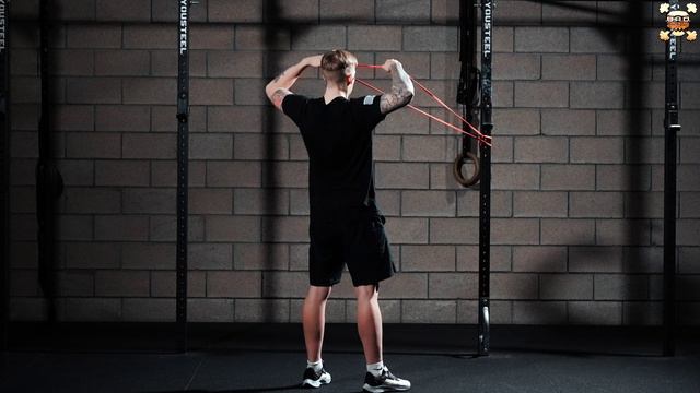 Тяга резины к лицу