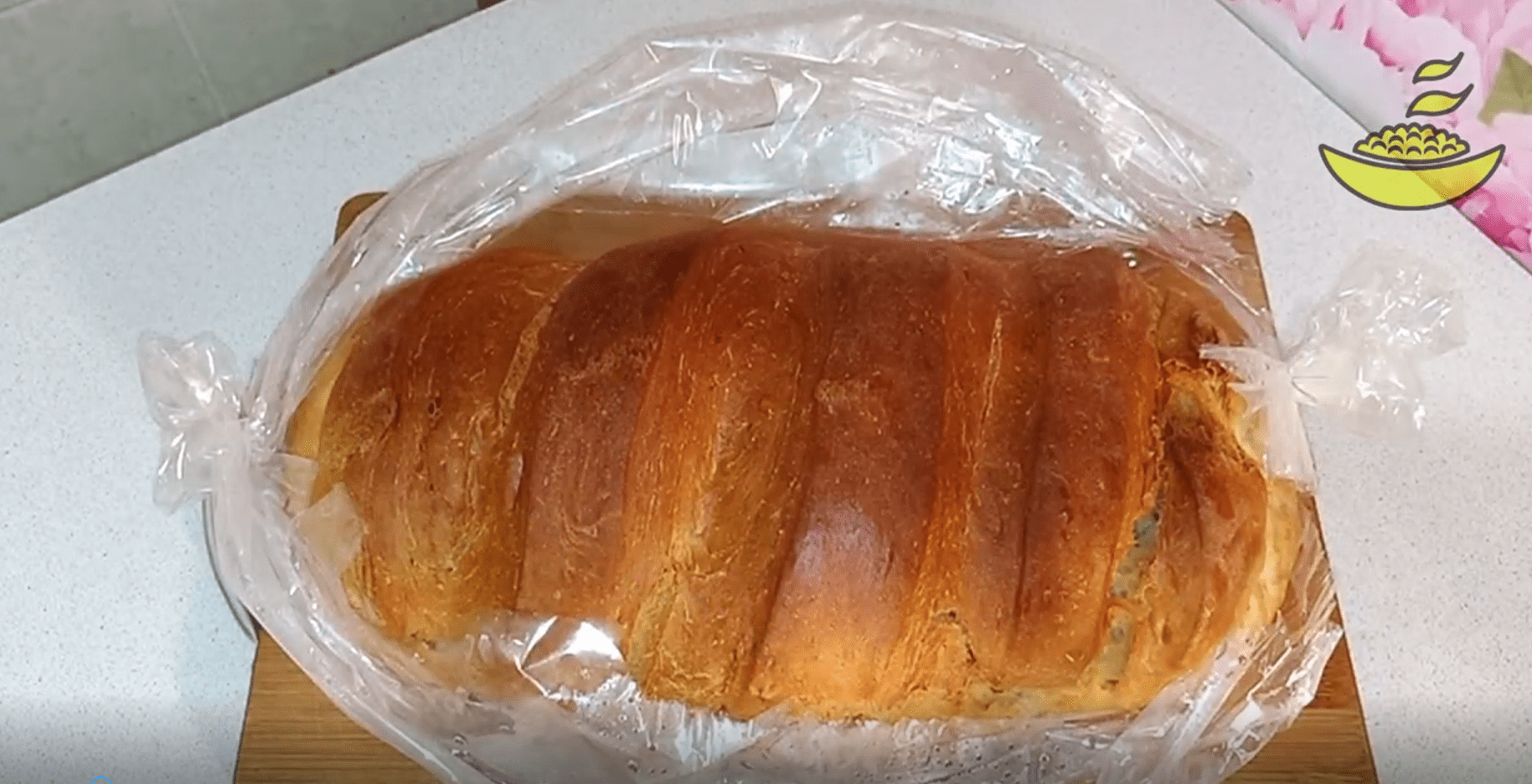 Батон в рукаве. Самый ВКУСНЫЙ и МЯГКИЙ домашний БАТОН! Лёгкий рецепт и ПРОСТОЕ приготовление