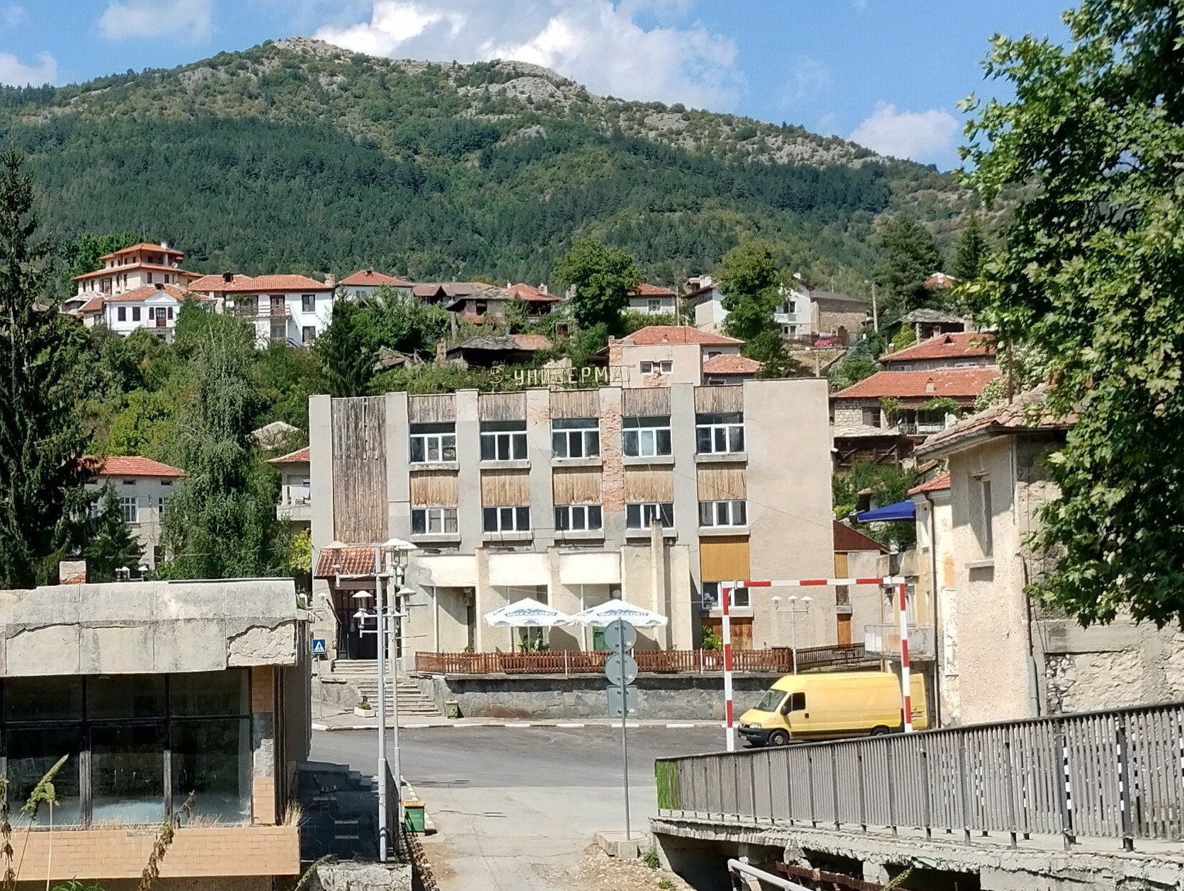 ПЪТУВАНЕ ИЗ ЗАПАДНИТЕ РОДОПИ /част 40/. ХВОЙНА, община Чепеларе