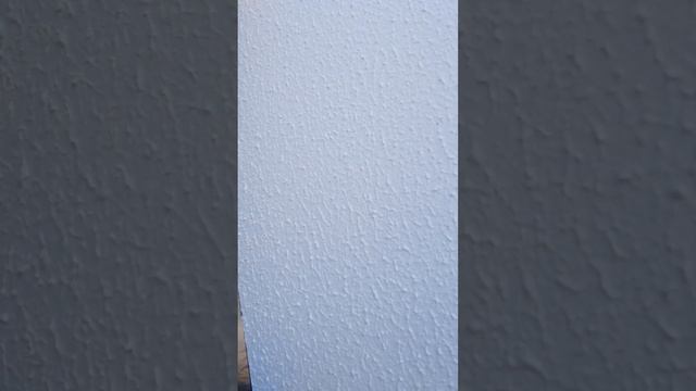 Перешли к покраске ЦСП панелей укрывной краской на резиновой основе в соответствии с дизайн-проектом