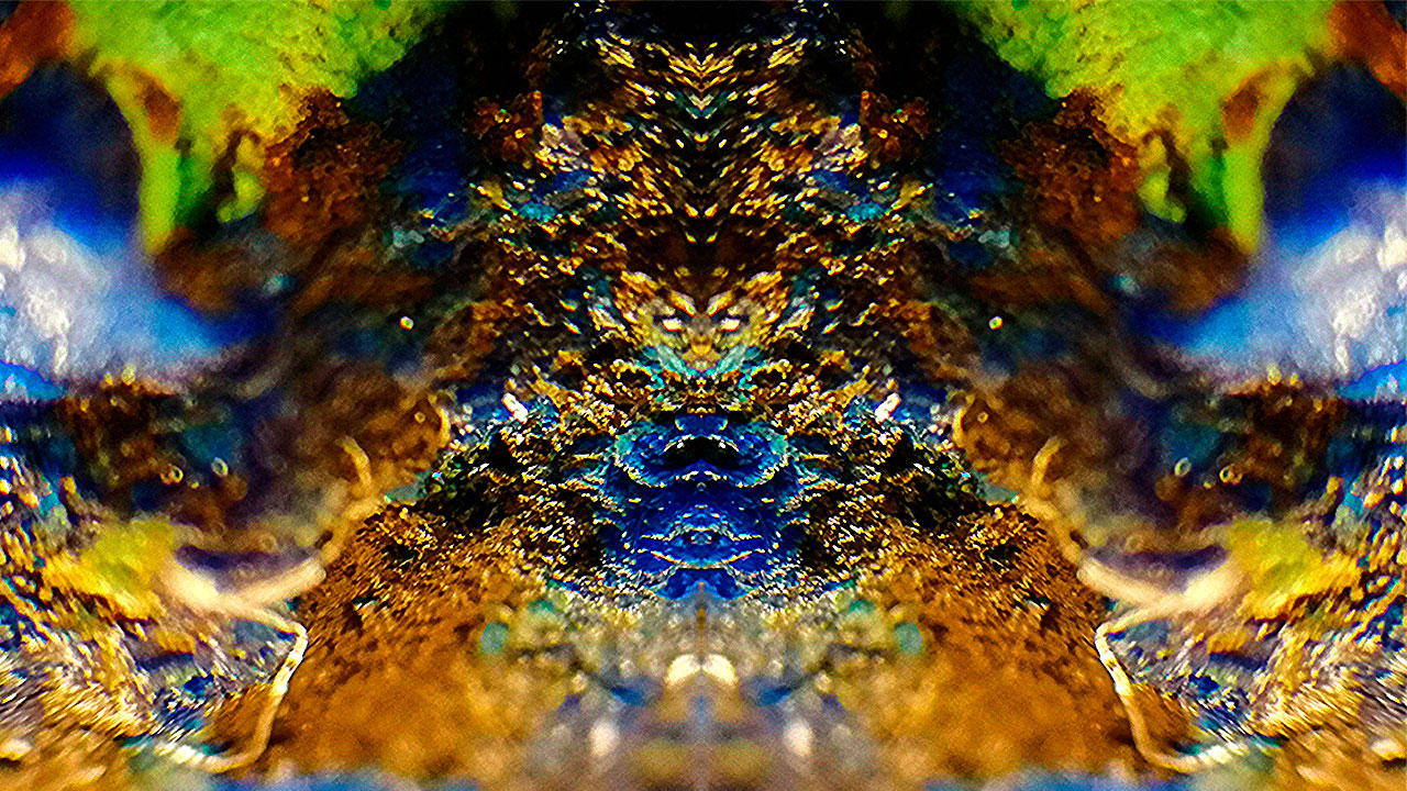 Минералы земли. Азурит в отражении. Часть 1.