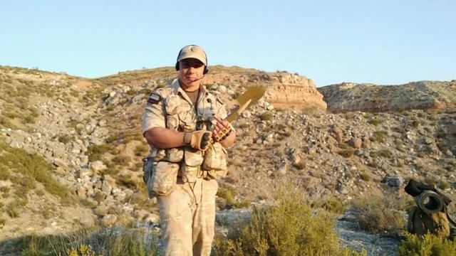 Качаем предплечья саперной лопатой часть 2 — первое движение